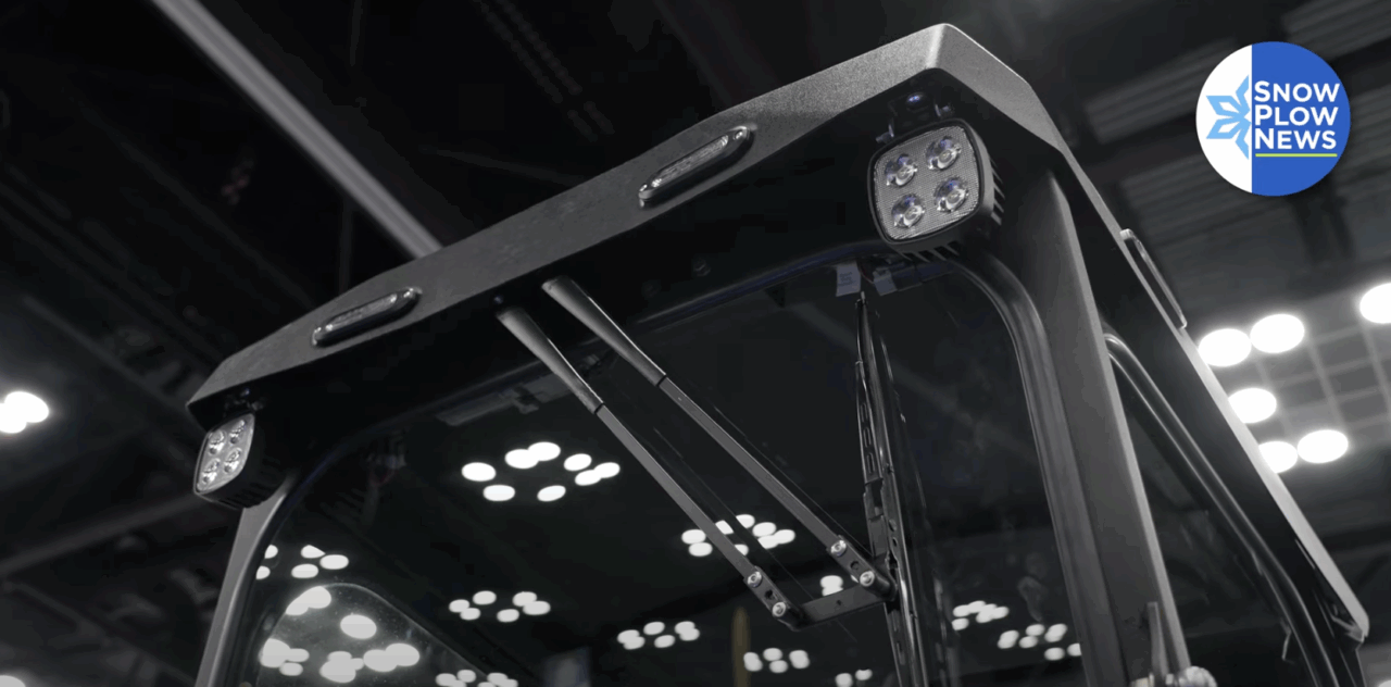 BOSS SR Mag Enclosure Brings Comfort and Protection to Winter Operators ...